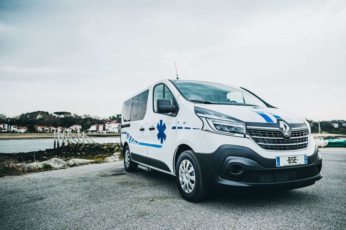 Ambulance type A Renault Trafic - BSE Ambulances