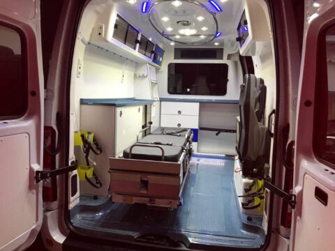 Opération Renault Master série spéciale "30 ans" - BSE Ambulances