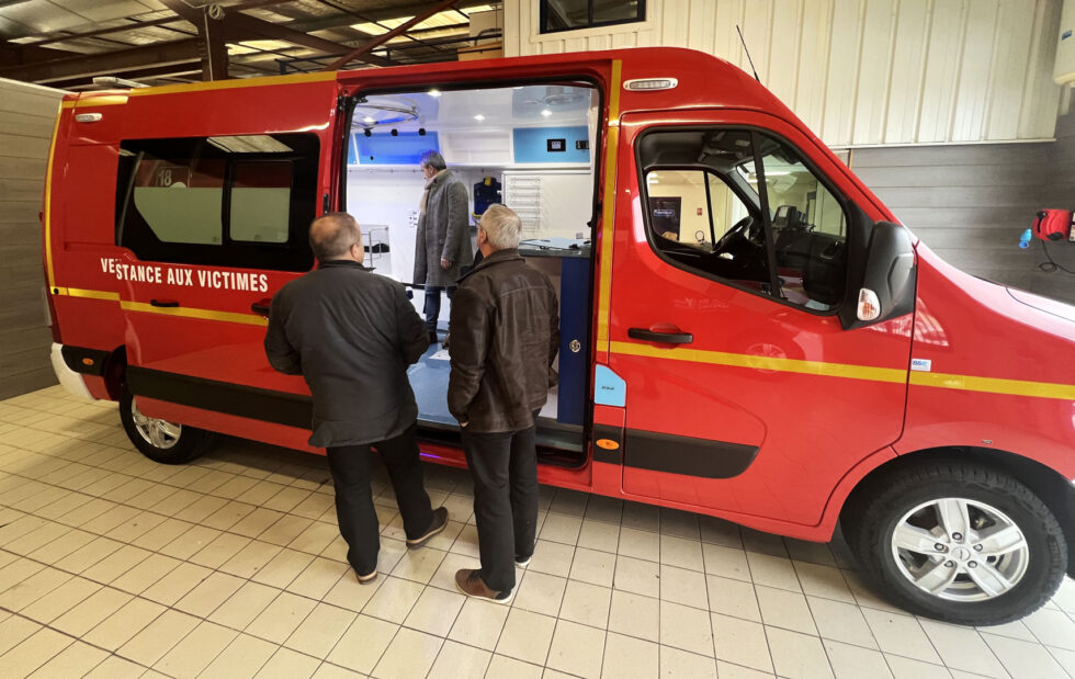 Livraison de 4 VSAV Renault Master L3H2 de moins de 3T5 pour le SDIS 89 ...